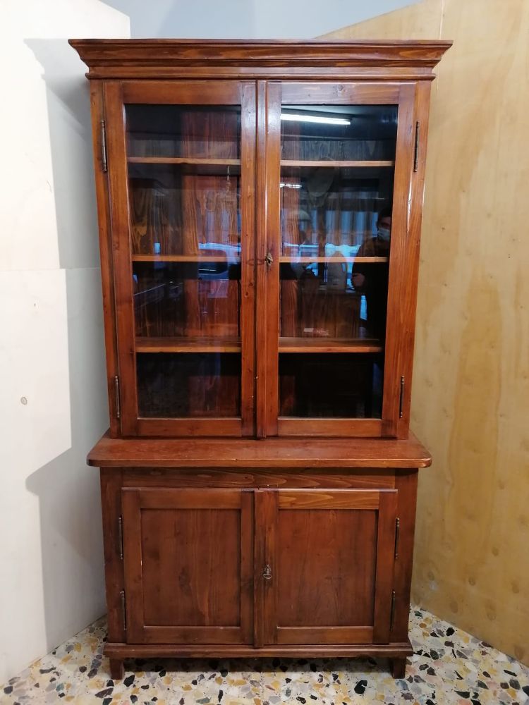 Credenza vetrina • Vendita Online Antiquariato, Modernariato e Design ... Credenza vetrina • Vendita Online Antiquariato, Modernariato e Design ...