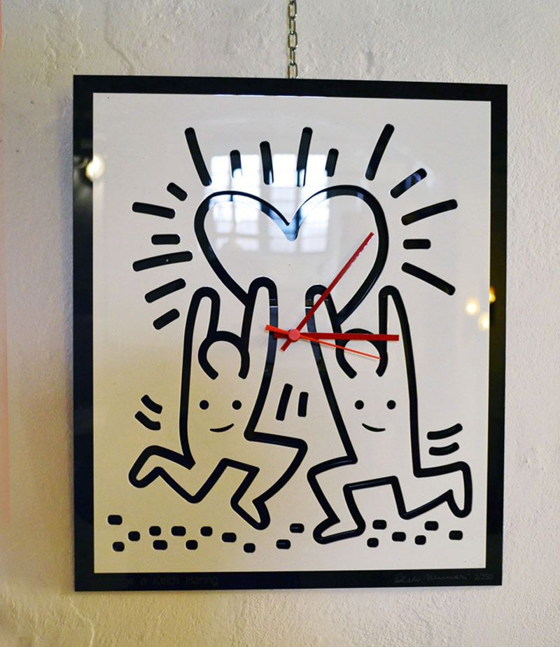 Cleto Munari wall clock homage to Keith Haring – limited edition ...