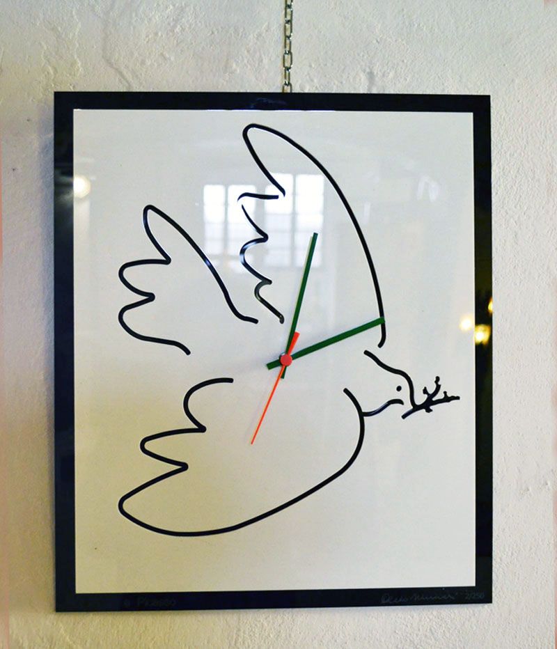 Cleto Munari wall clock homage to Picasso • Online sales of antiques ...