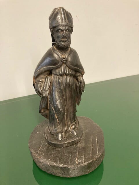 Ancient 17th century bishop sculpture in chestnut • Online sales of ...