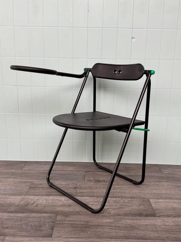 FLAP chair from the 80s designed by Paolo Parigi • Online sales of ...