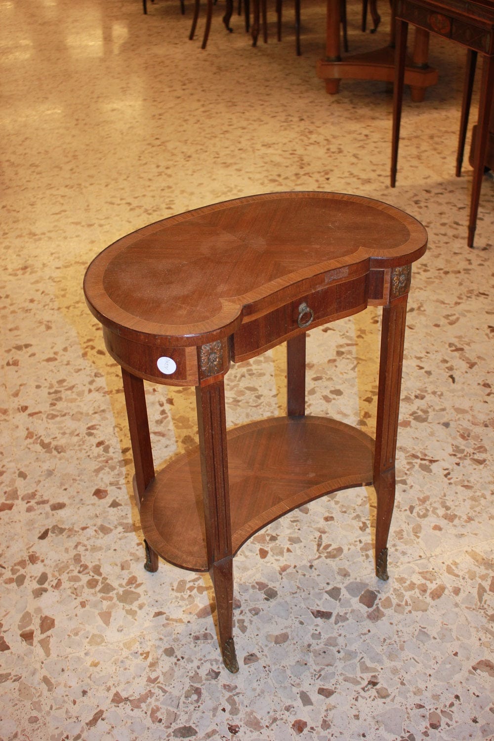 French Louis XVI style bean table from the 1800s • Online sales of ...